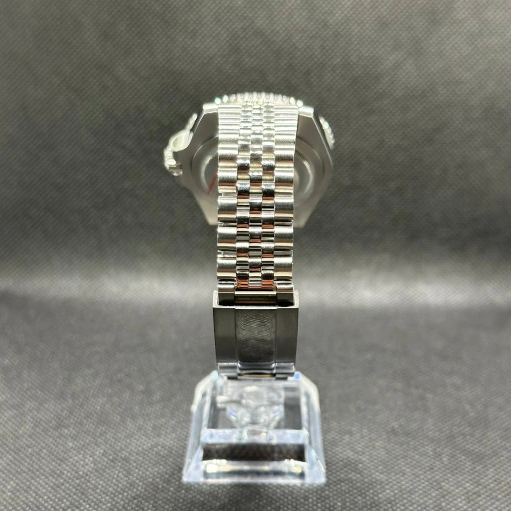 GMT Mod Bruce Wayne – Black & Grey Bezel | Seiko Mod Australia – WATCHBRICK